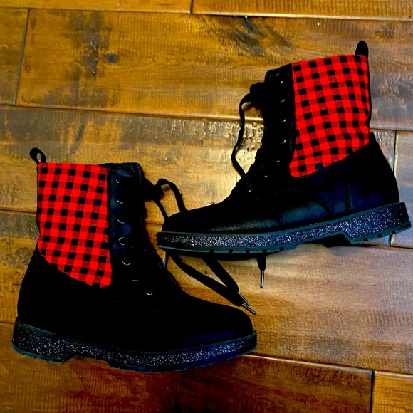 Shoes | Girls Red Plaid Boots | Poshmark